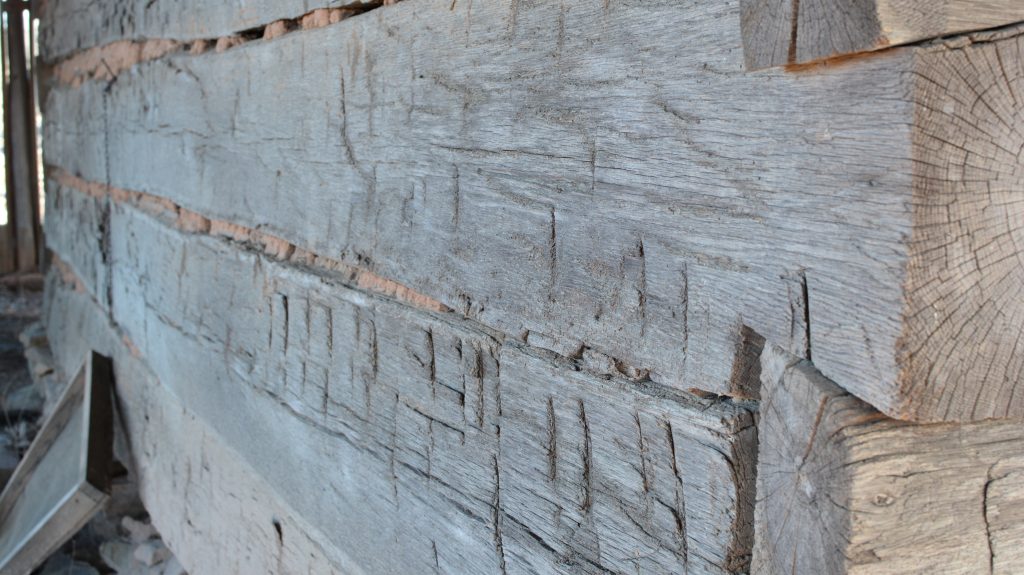 Hand Hewn Log Structures & Tobacco Barns - BarnTraders.com